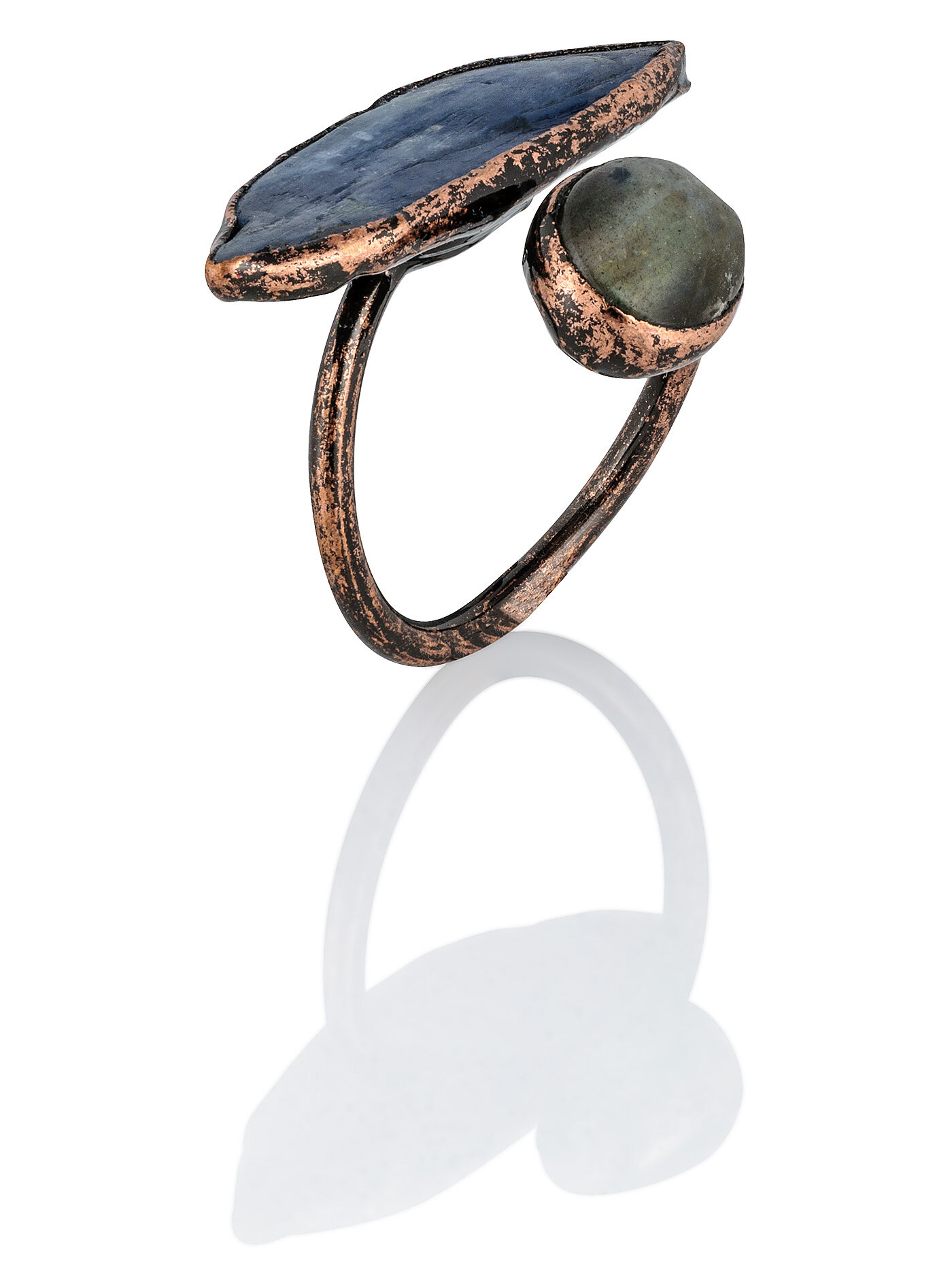 Кольцо, лабрадорит