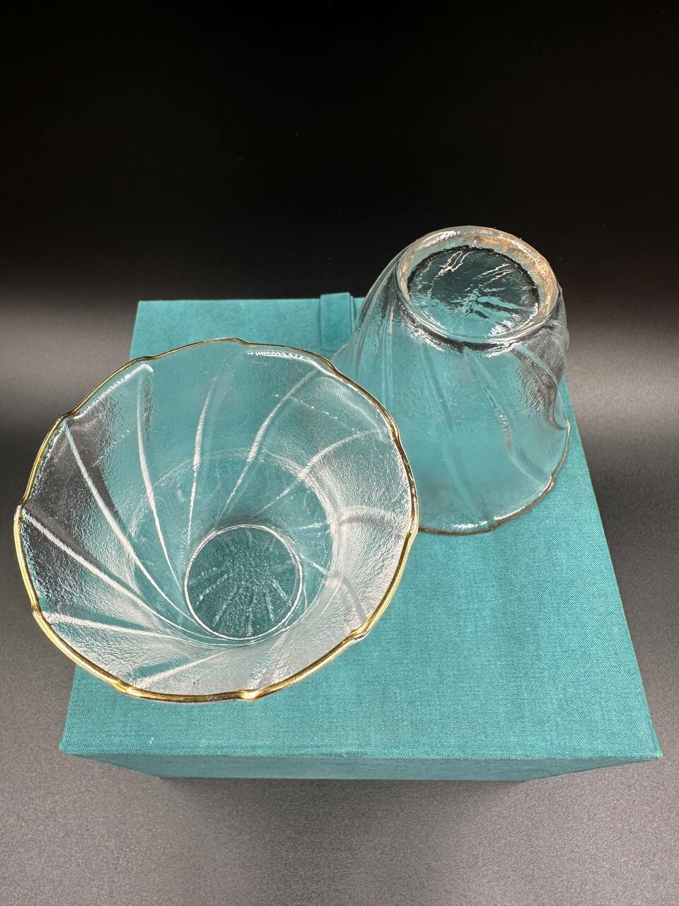 Пиала для чая стеклянная с золотым ободком «Ледяной калейдоскоп», 80мл.