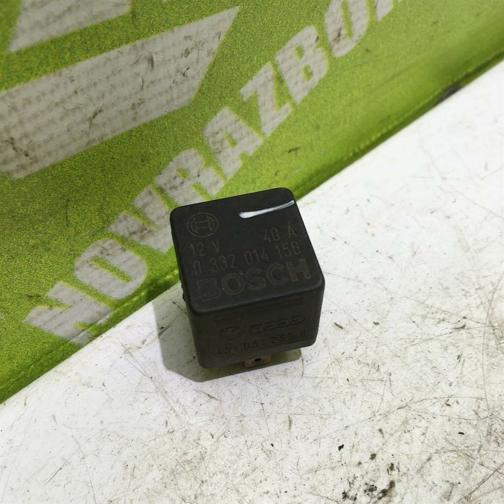 Реле VW Passat B3 1988-1993