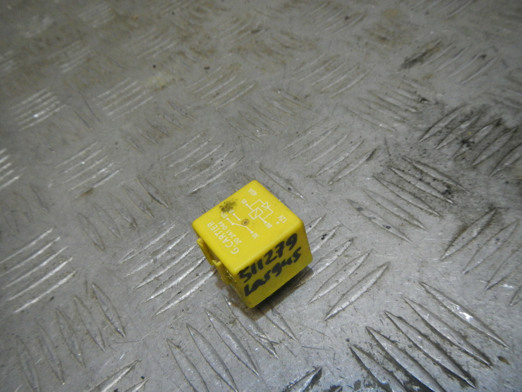 Б/У Реле, ВАЗ (VAZ)-LADA LARGUS (ларгус) LADA LARGUS (Ларгус) Без видимых повреждений. 511279 LADA арт. 8200253921