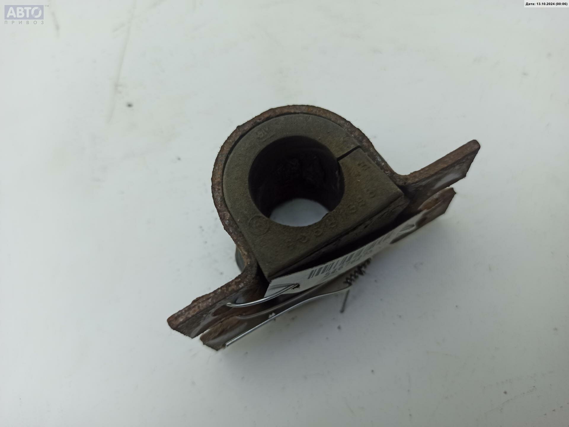 Крепление втулки стабилизатора переднего Opel Zafira A (1999-2005)