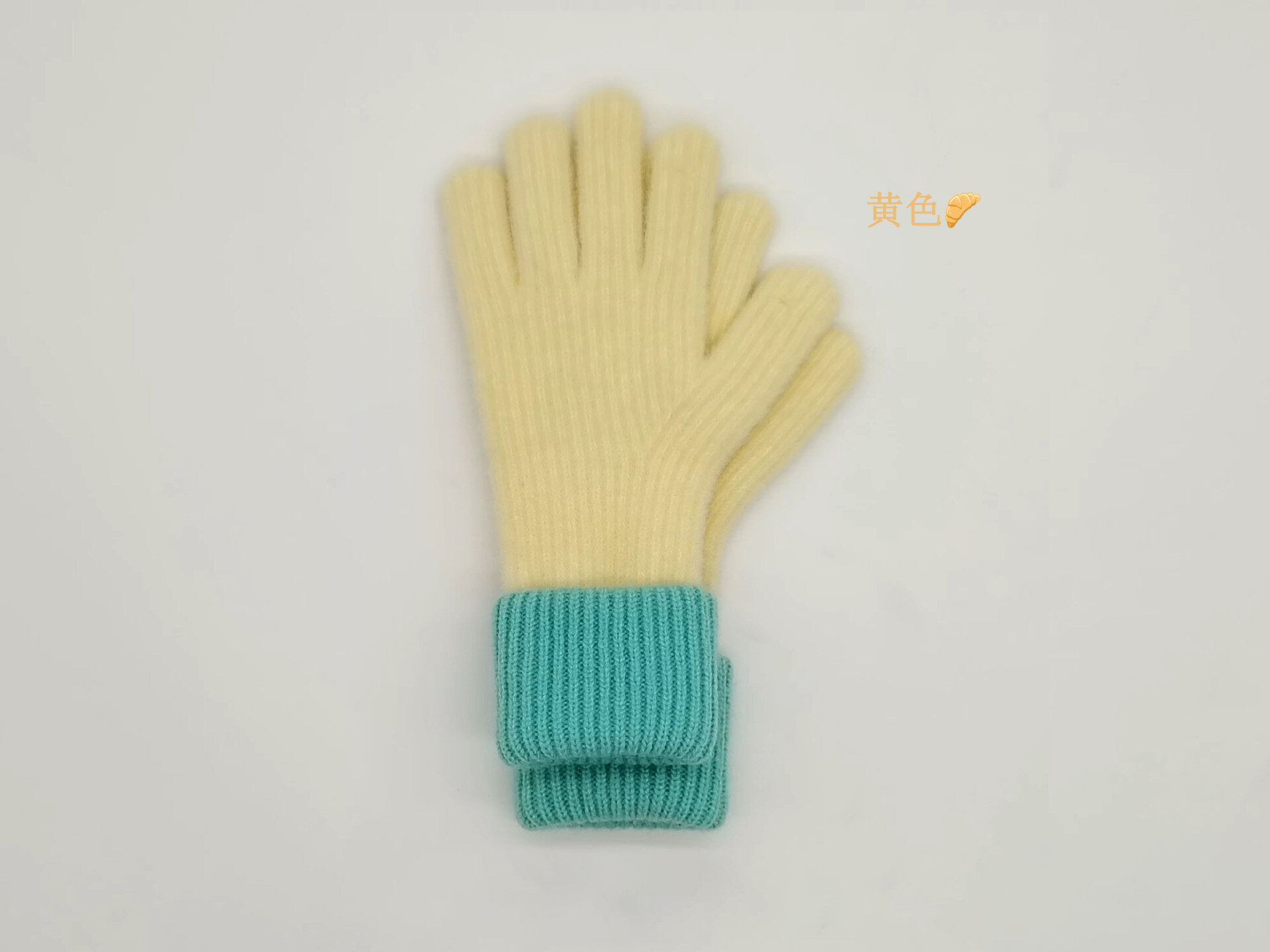 Перчатки для женщин