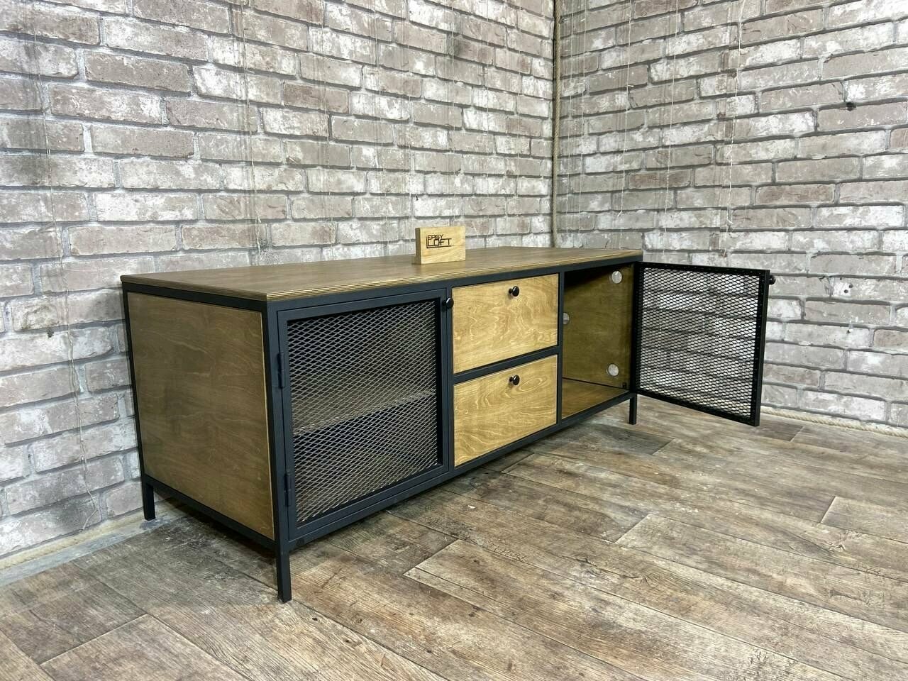 Тумба "EasyLOFT" в стиле лофт под телевизор, в гостиную, для дома и офиса, 150х40х50 см.