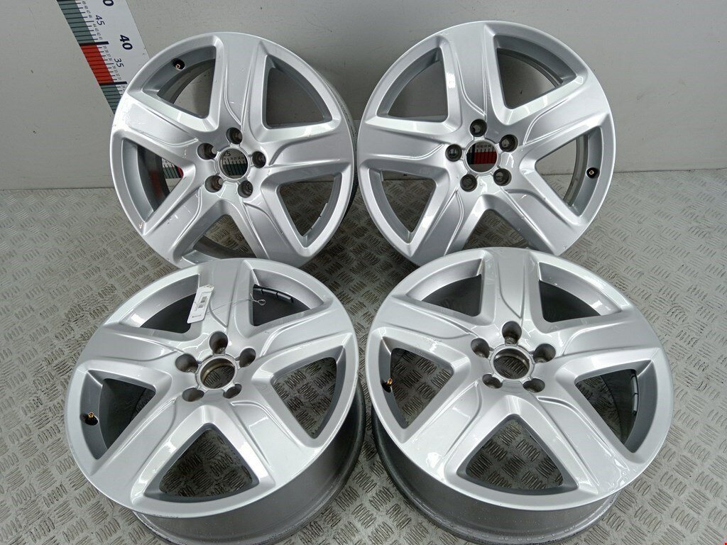 Диск литой Audi A6 C7 Allroad 4G9601025C арт. 2208682