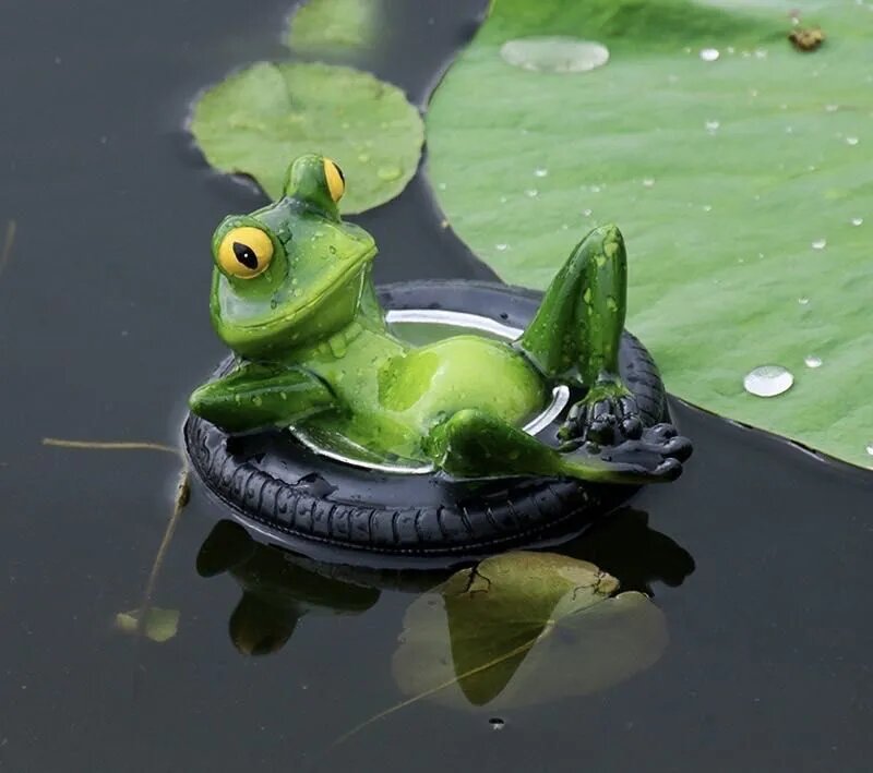 Садовые фигурки для дачи и участка — декоративные статуэтки из полистоуна (ангелы, гномы, животные)