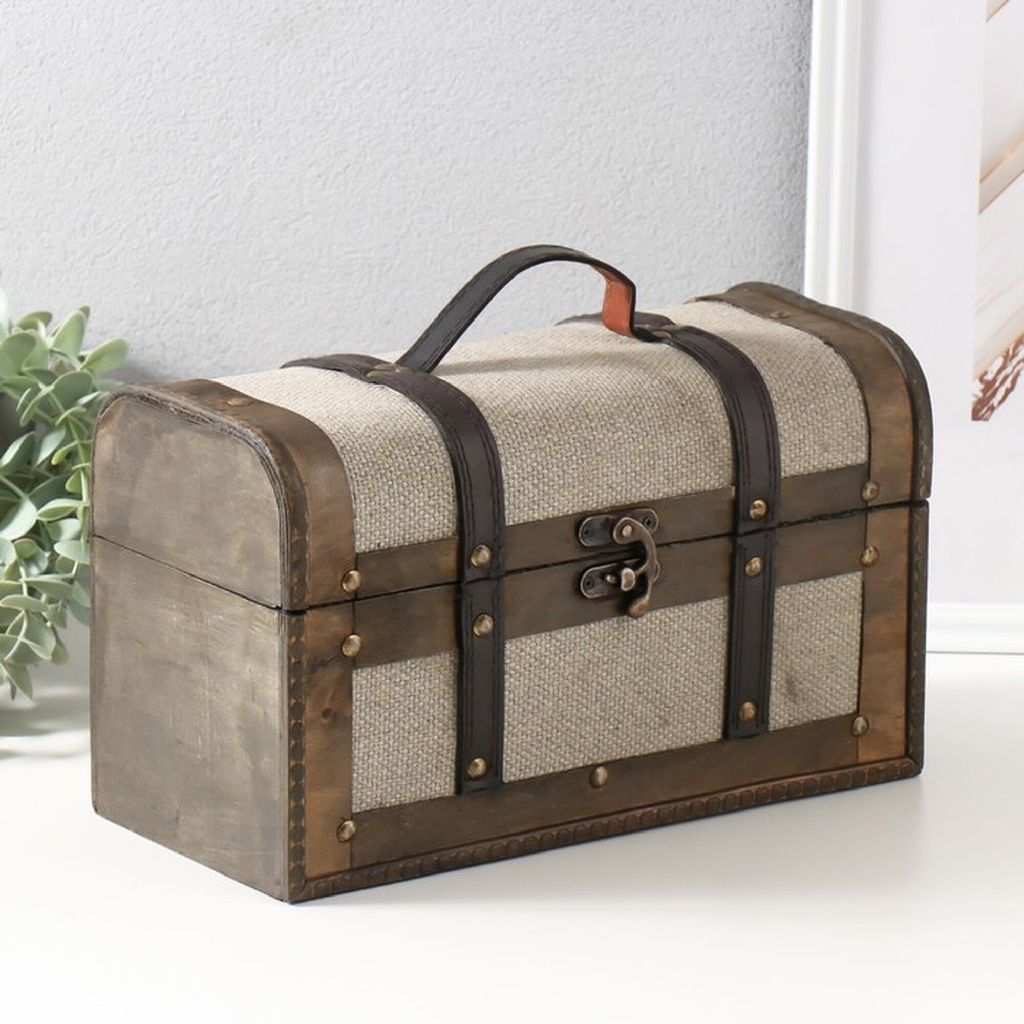 Шкатулка Сима-ленд "Женевра", дерево, замок, ручка, 30x14x17,5 см