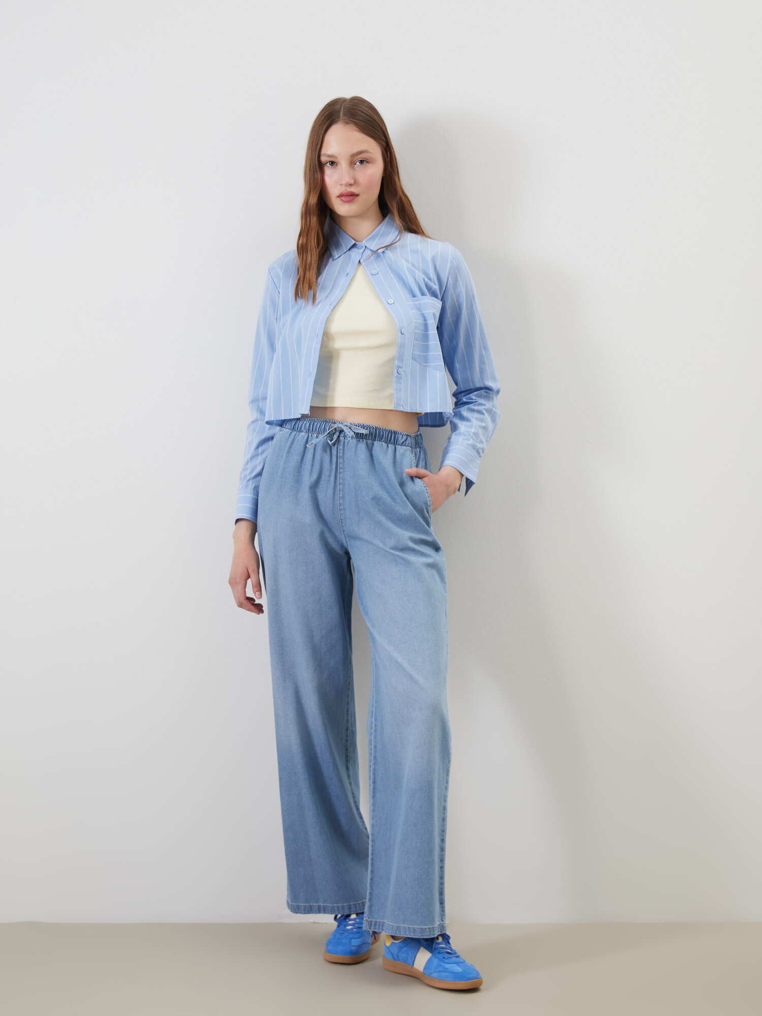 Джинсы широкие 