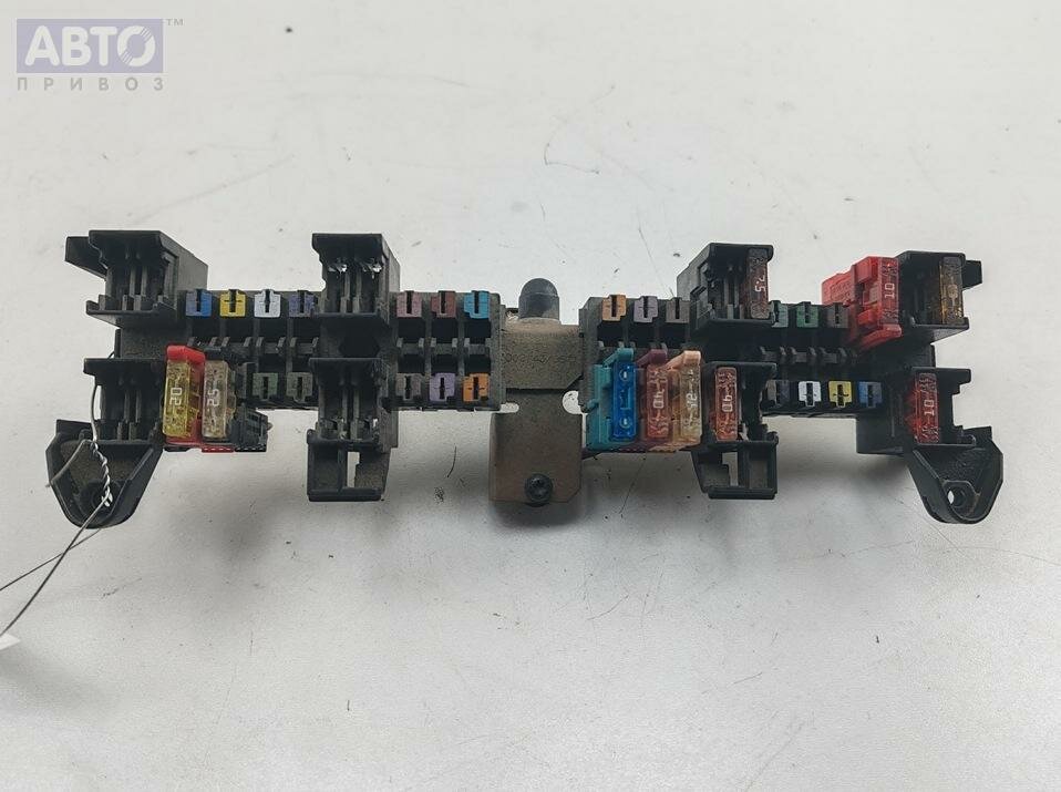 Блок предохранителей Mercedes Vito-2 / Viano W639 (2003-2014)