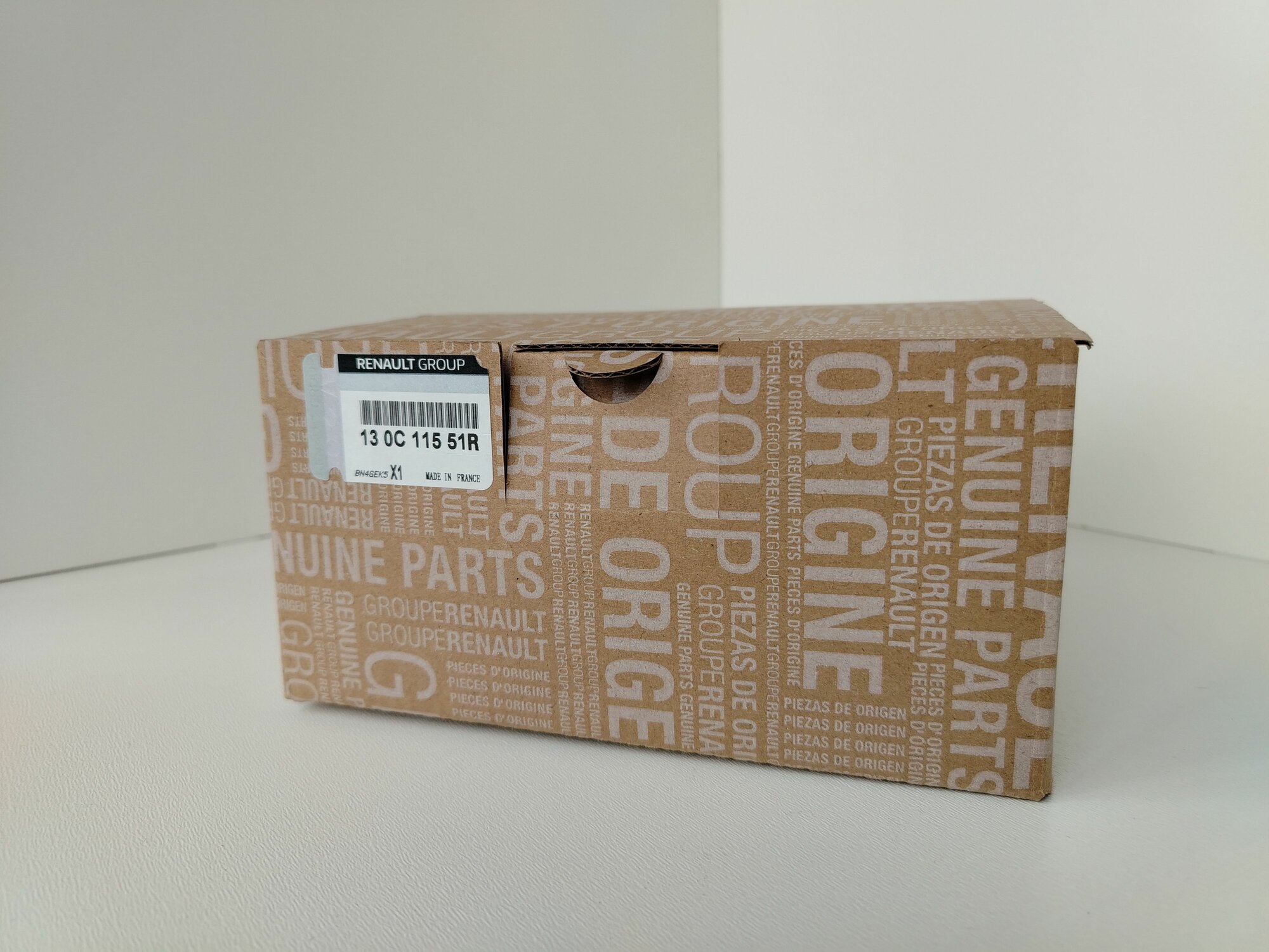 Комплект ремня ГРМ для Рено Дастер 2,0 130C13130R с болтом коленчатого валана ДВС 2 л. F4R комплект (оригинал) с роликами на Рено Дастер, Каптюр, Меган, Флюенс, Террано F4R 2.0 16 кл. Renault