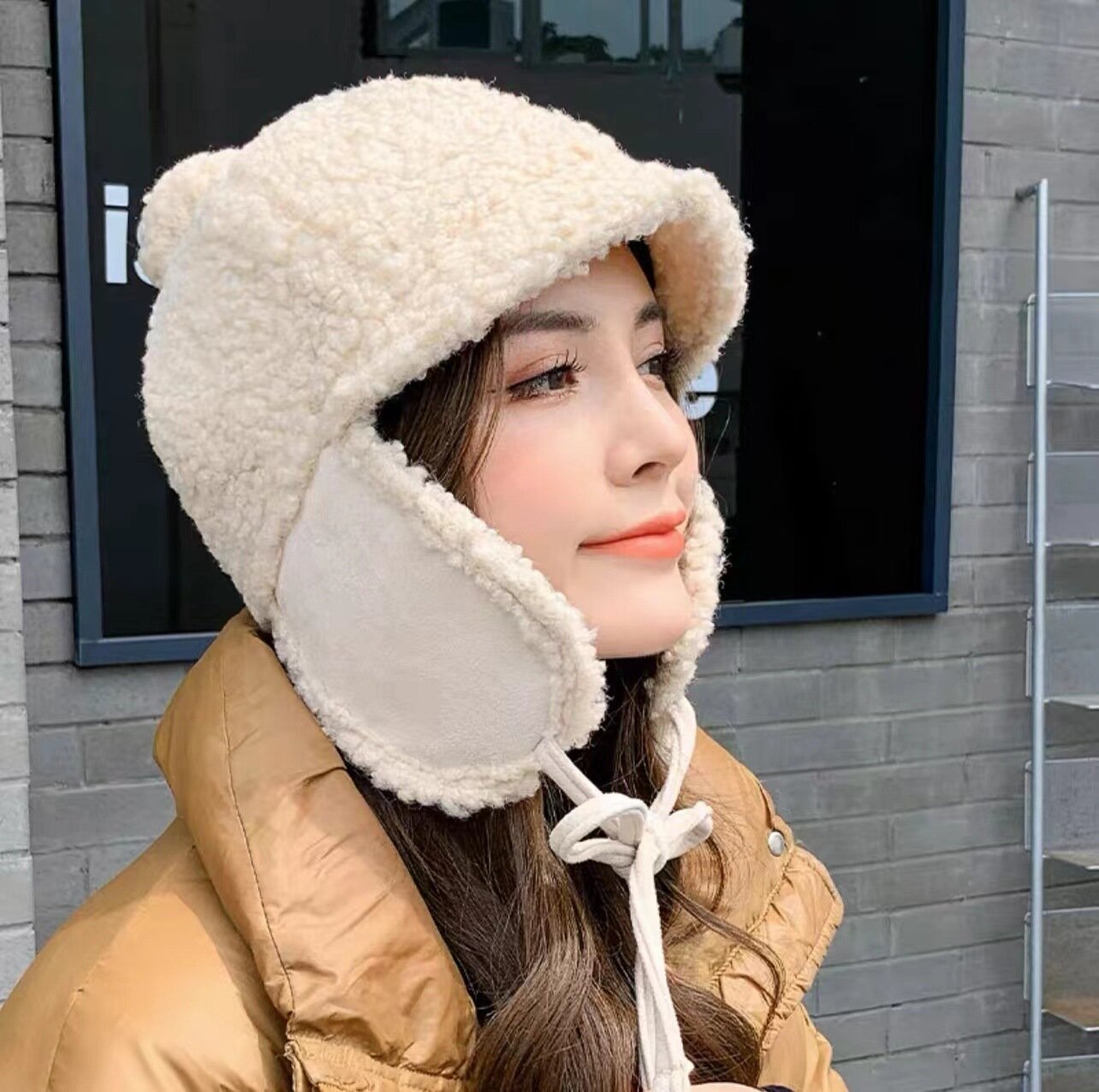 Осенне-зимняя новая бархатная шапка для женщин, теплая и утолщенная, ветрозащитная, защита ушей в корейском стиле, универсальная женская велосипедная шапка Lei Feng