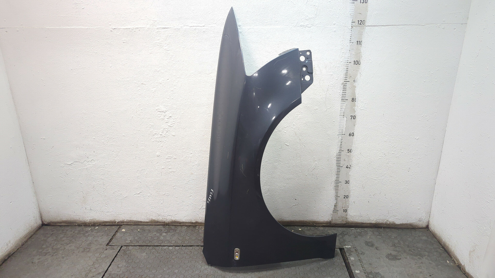 Крыло правое переднее Audi A6 (C6) Б/У