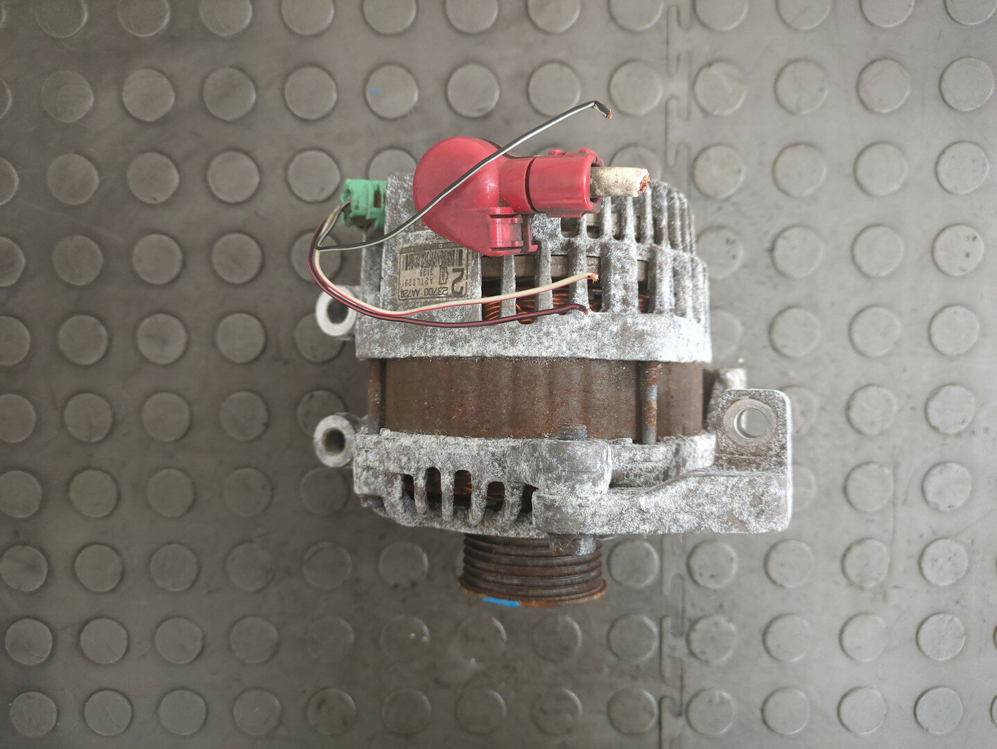 Генератор Subaru XV Б/У