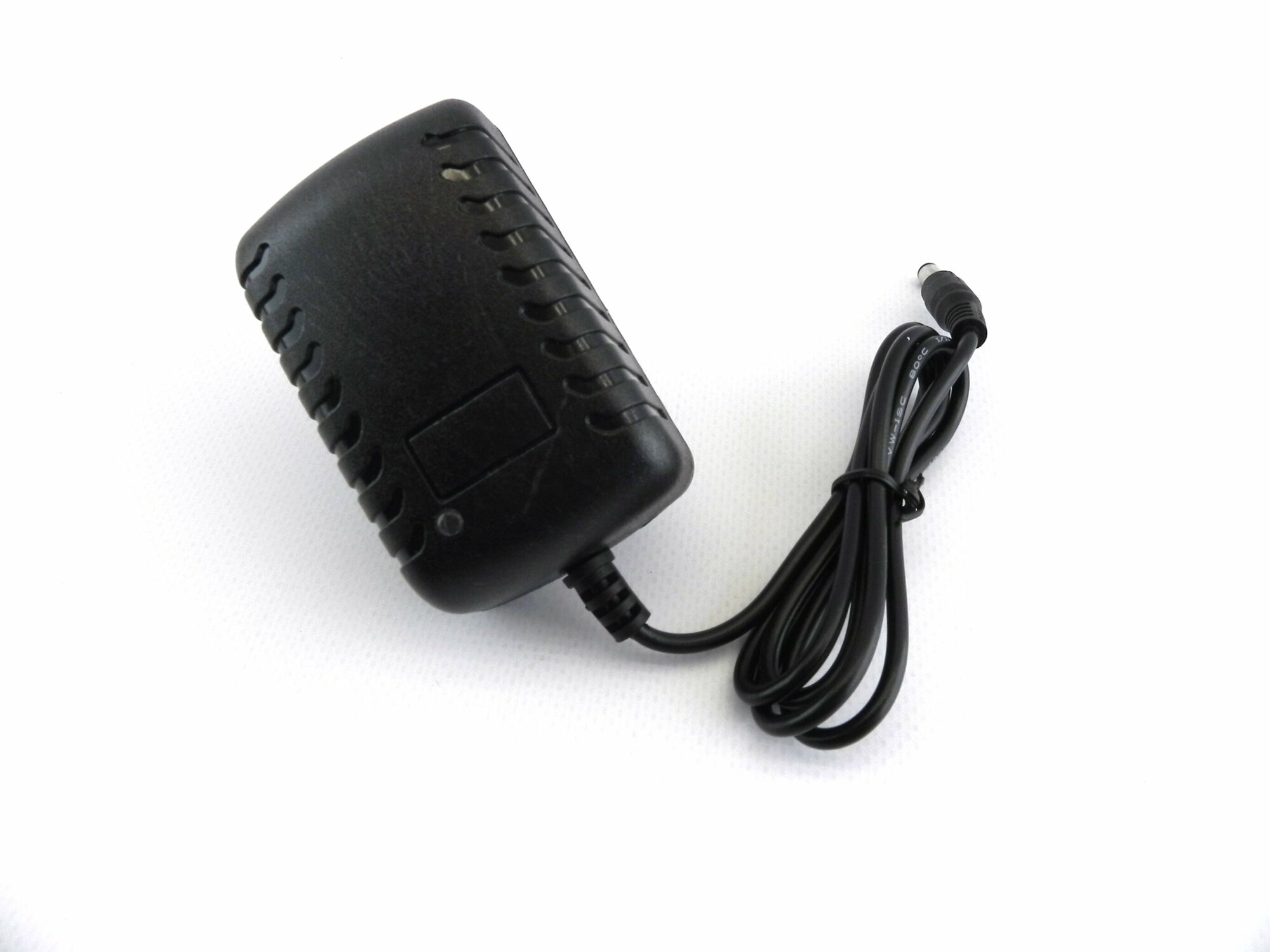 Блок питания для пылесосов 30V 0.6A 5.5*2.5 прямой штекер