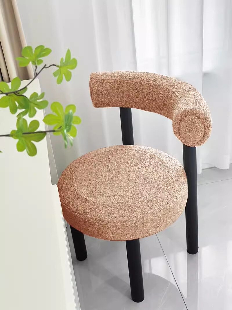 Стул обеденный для столовой в стиле Tom Dixon Fat Dining Chair (хаки букле)