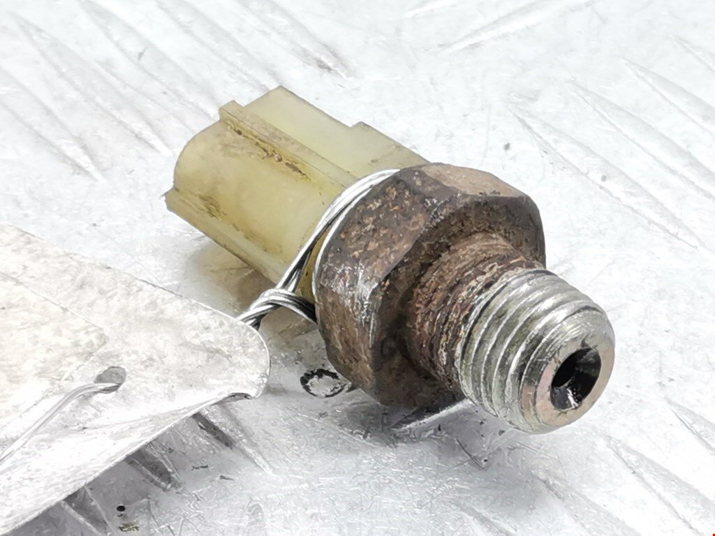 Датчик давления масла Ford Transit 4 1363198 арт. 1990005