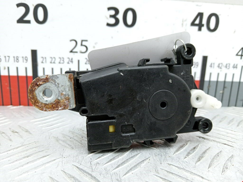 Сервопривод (электропривод моторчик привода) замка двери Subaru Forester 1 (SF) арт. 2055625