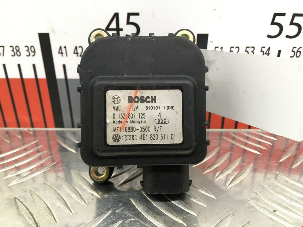 Сервопривод (электропривод моторчик привода) Audi A6 C5 4B1820511D арт. 1947952