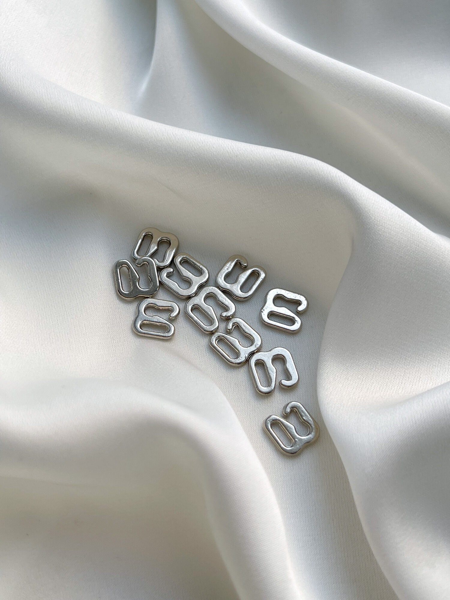 Крючок бельевой металлический 6 мм / бельевая фурнитура / фурнитура для купальников