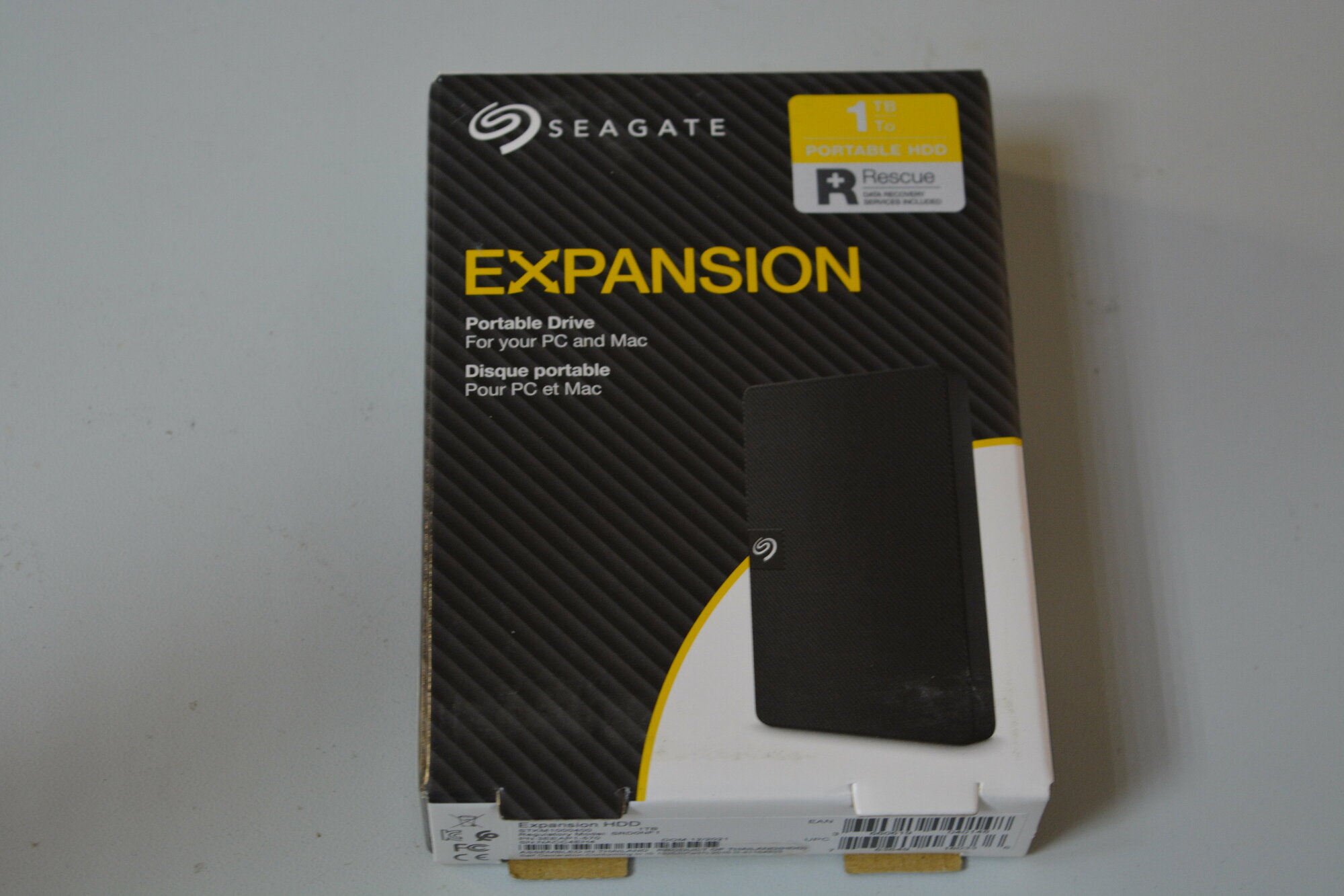 Жесткий диск Seagate USB 3.0 1Tb STKM1000400 Expansion Portable