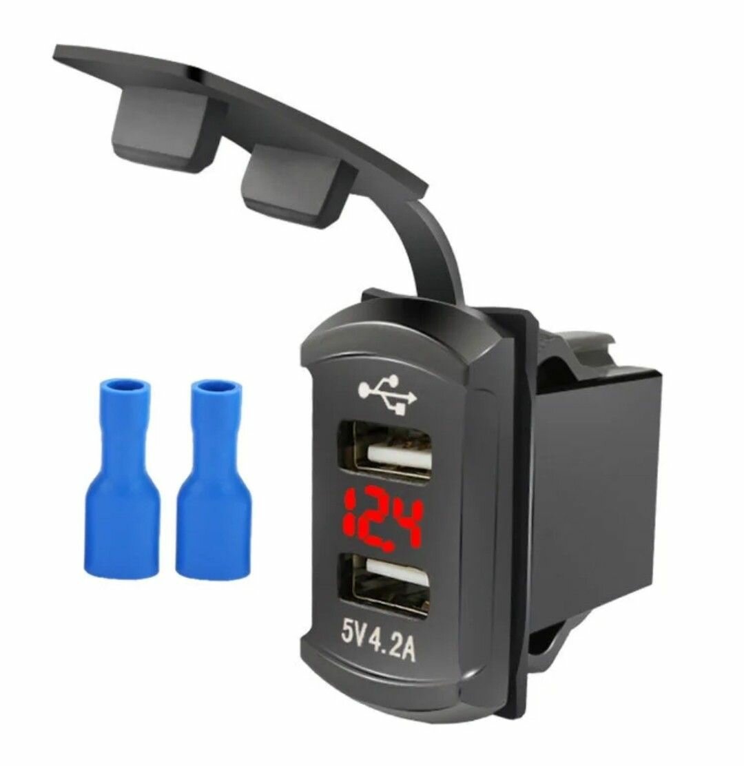 Разъем USB в авто (врезной)+вольтметр 12v-24v 2-USB (прямоугольный) 4.2А (2.1А+2.1А) 2USB врезная розетка квадратная зеленая в машину.