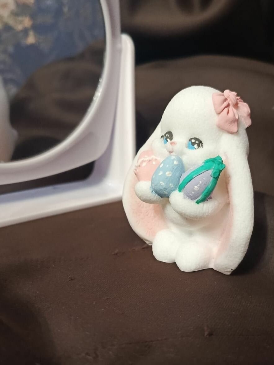 Сувенирное мыло ручной работы "Зайка с пасхальными яйцами"