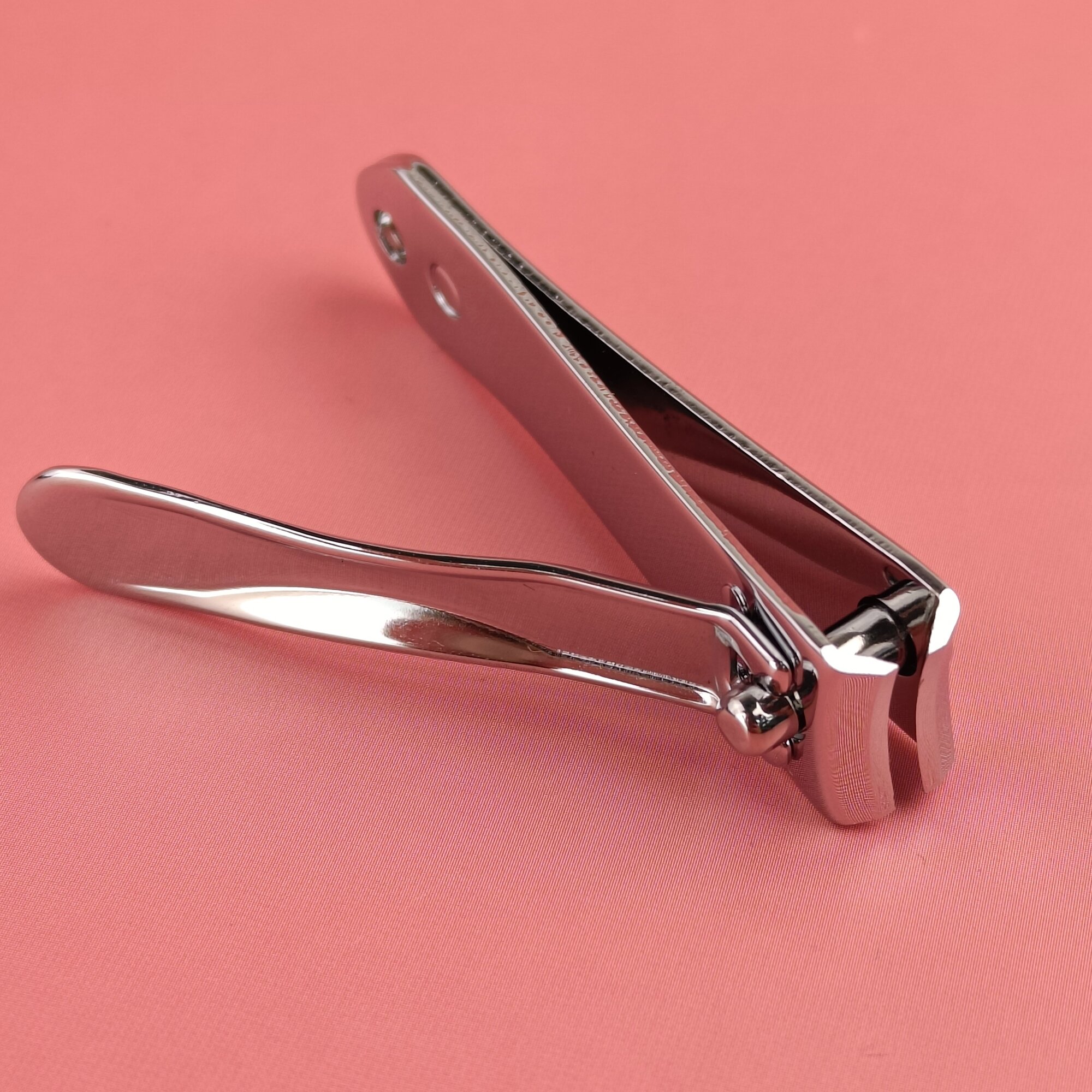 Клиппер для ногтей Lilit, хром