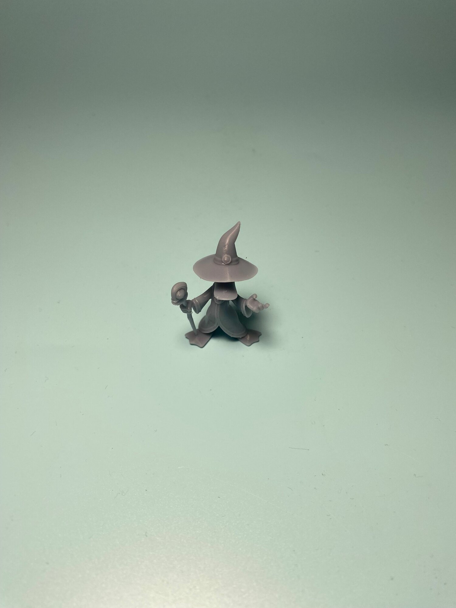 Миниатюра на покраску Даффи Дак в роли мага 4.5 см