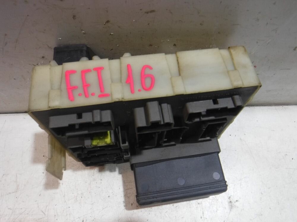 Блок предохранителей Ford Focus I 98AG14K150AD