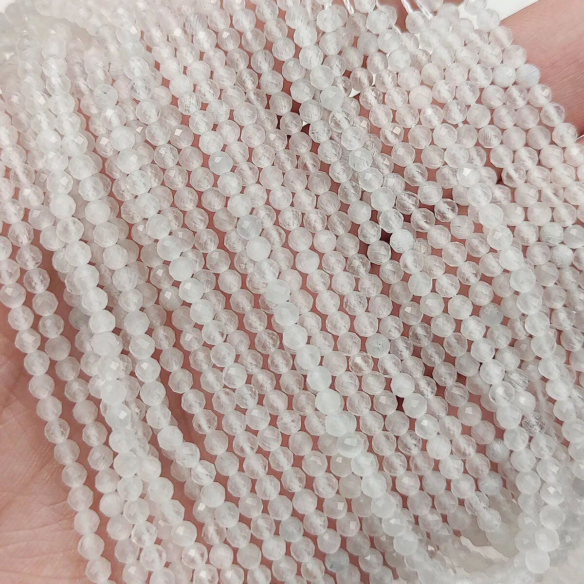 Бусины кошачий глаз YHBZRET 2 мм 180 шт Белый, white