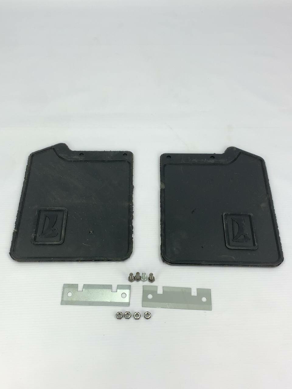 Задние брызговики(грязезащитные щитки) 2108,2109,21099 комплект 2 шт, крепёж