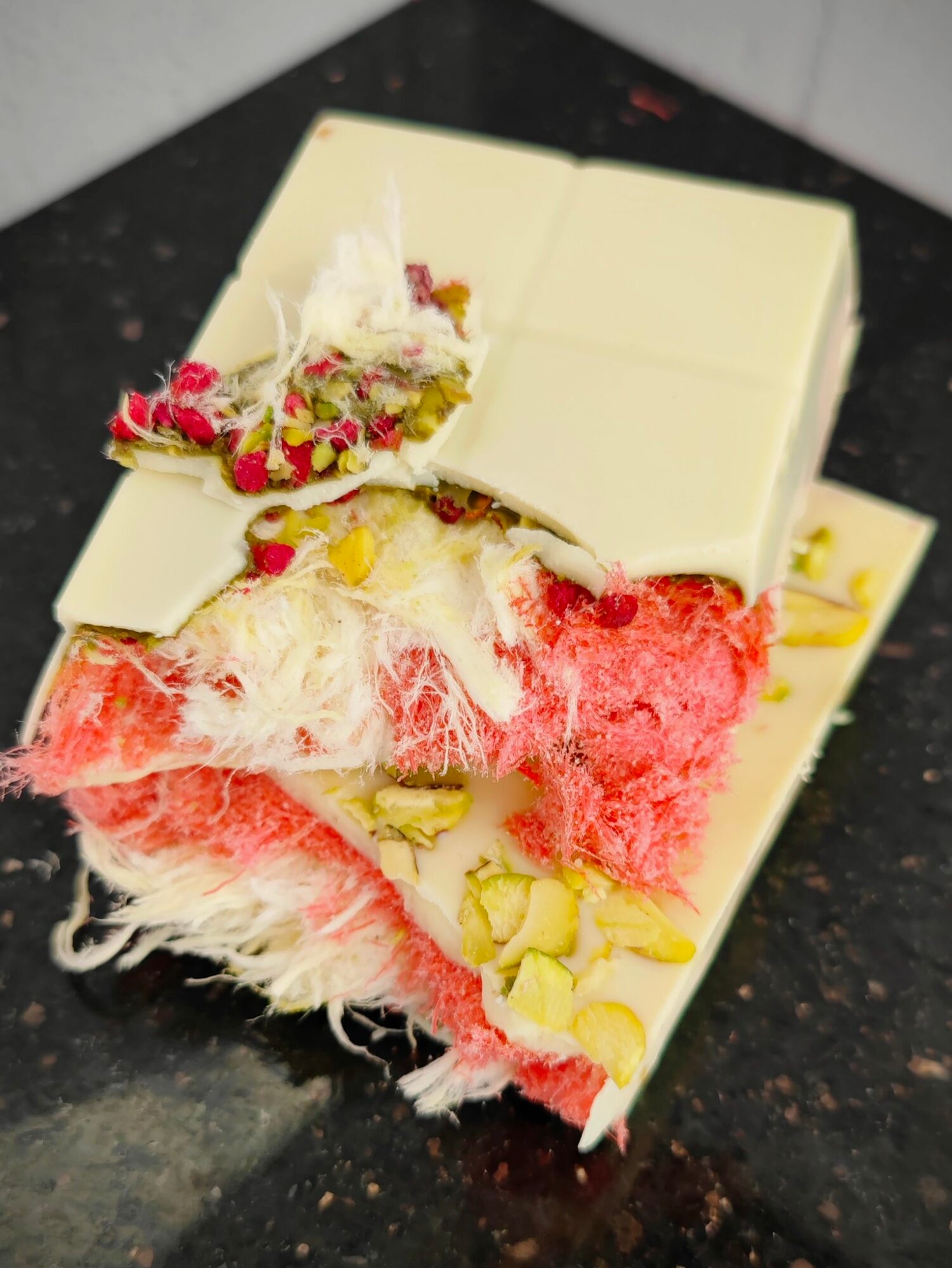 Шоколад Волосы Единорога ручная работа (белый шоколад)