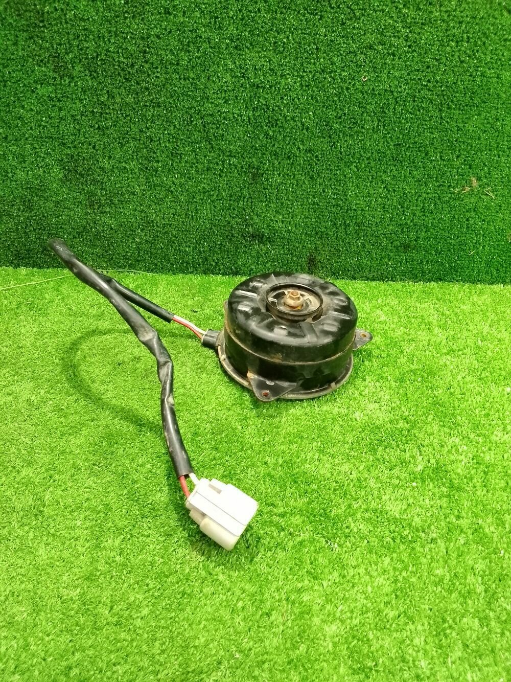 Мотор вентилятора радиатора Toyota Corolla X Б/У с пробегом