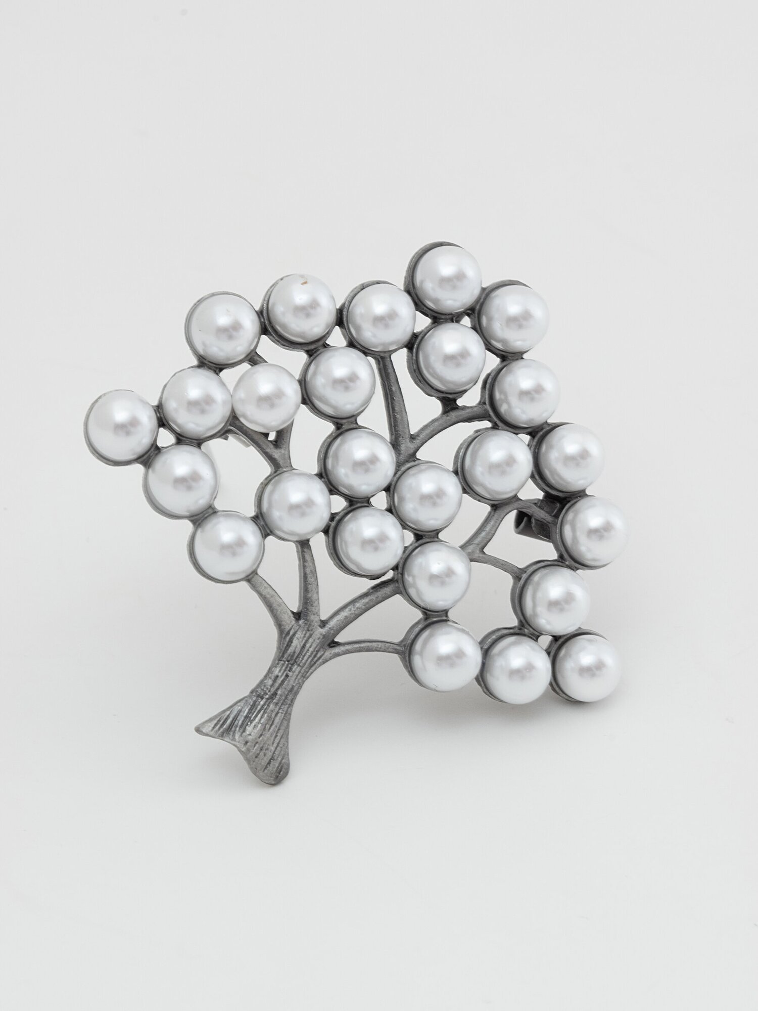 Брошь, жемчуг имитация