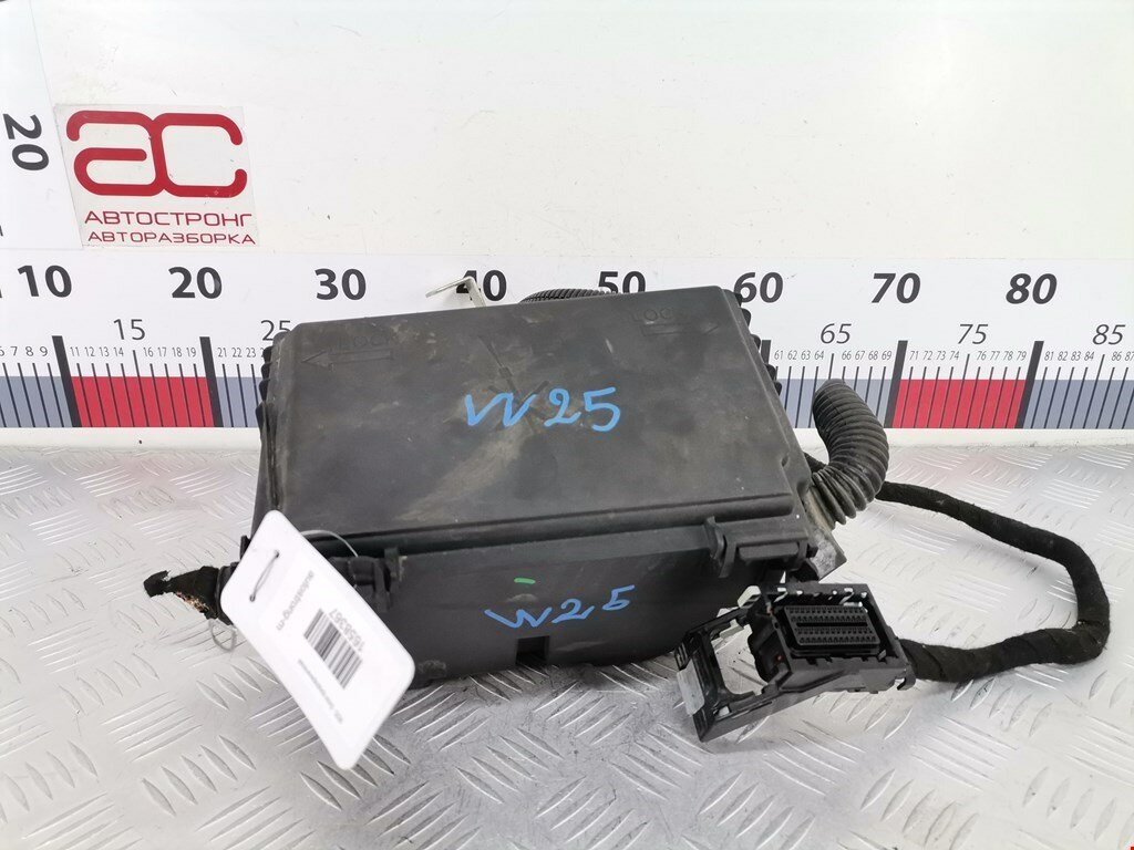 Блок предохранителей Opel Meriva B 13246936 арт. 1658367