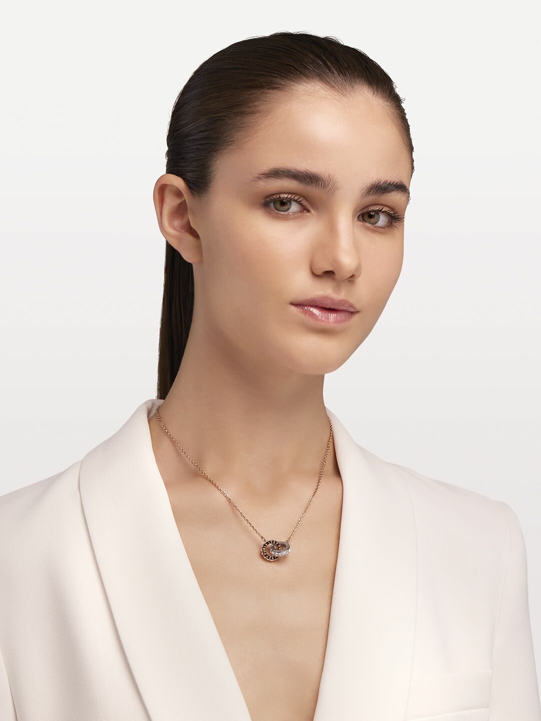 Колье, кристалл