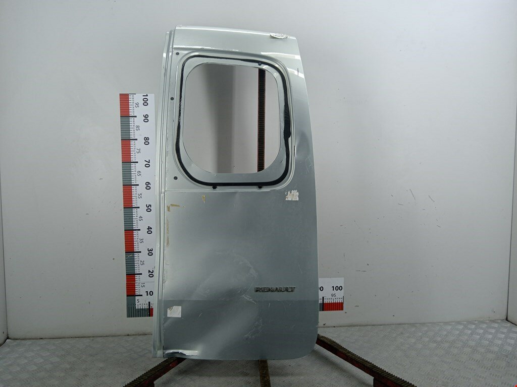 Дверь распашная задняя правая Renault Kangoo 1 арт. 2135529