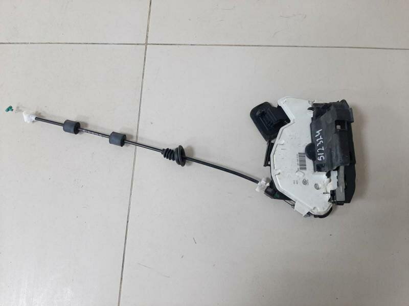 Замок двери задней левой Skoda Octavia A7 2013 кат.номер: 5E0839015A