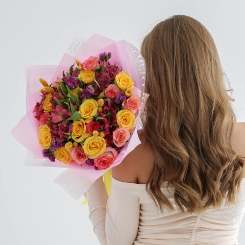Букет Venus in Fleurs "Авторский №22", 31 цветок, высота 60 см