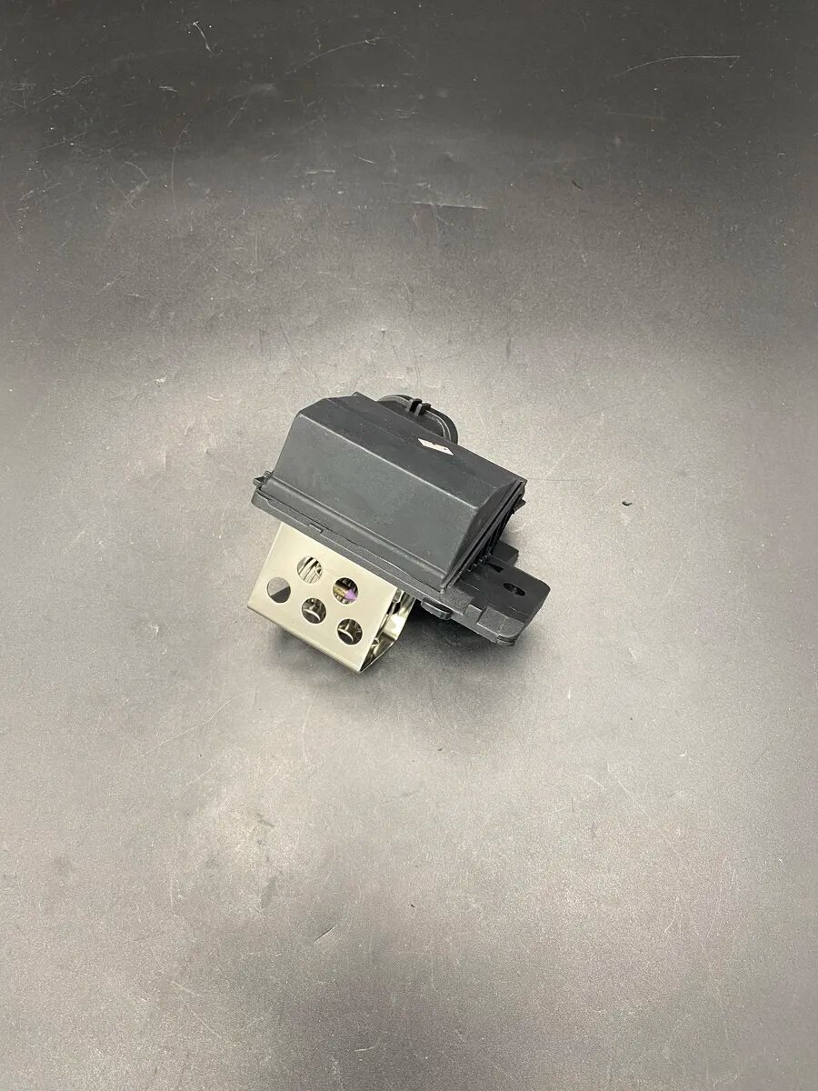 Блок управления вентилятором Новое Cargoparts