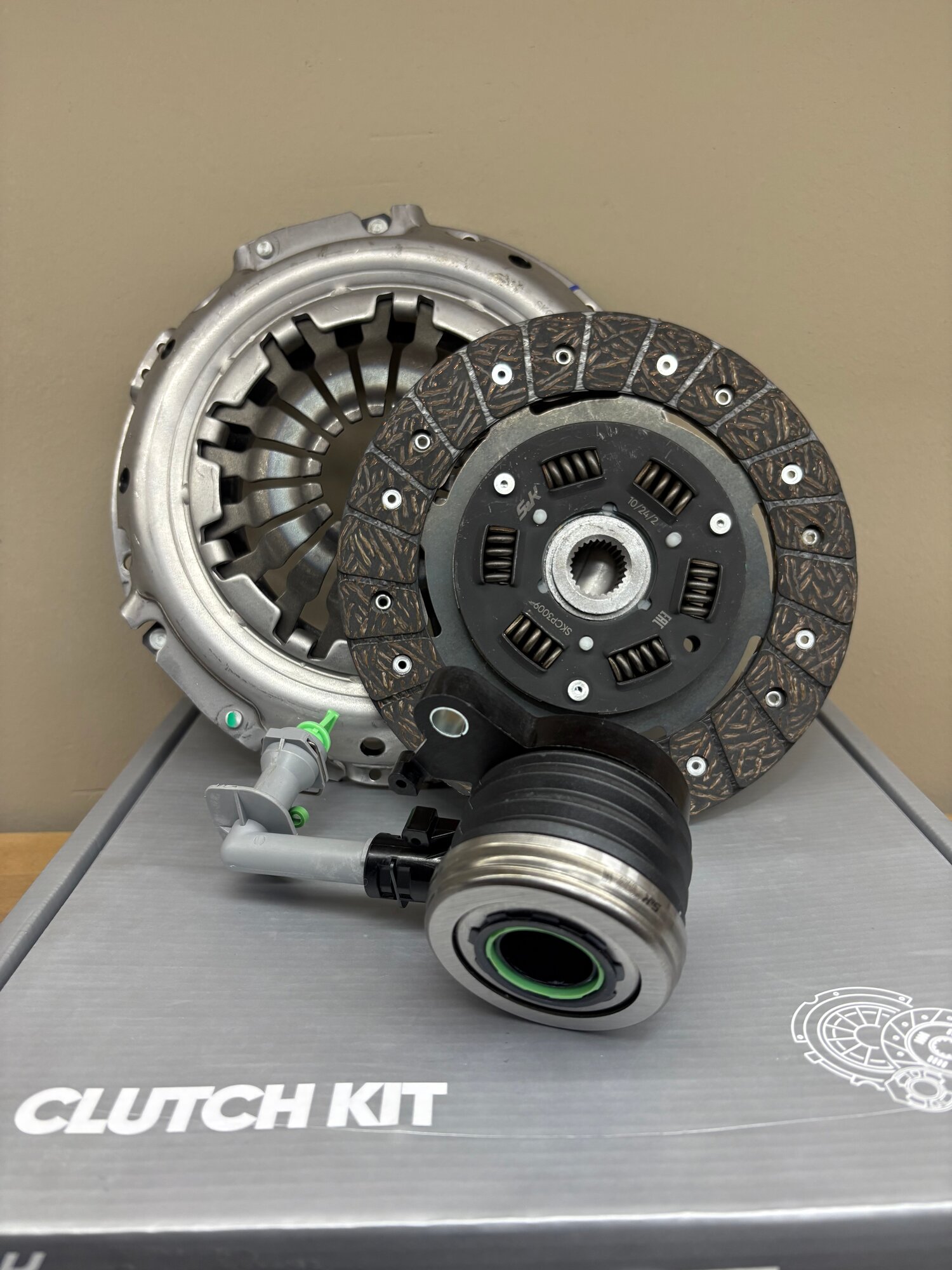 Комплект сцепления с подшипником S&K (RENAULT Clio 1.4-1.6 2005->/Logan 1.6 2007->, LADA Largus 1.6 2012->)