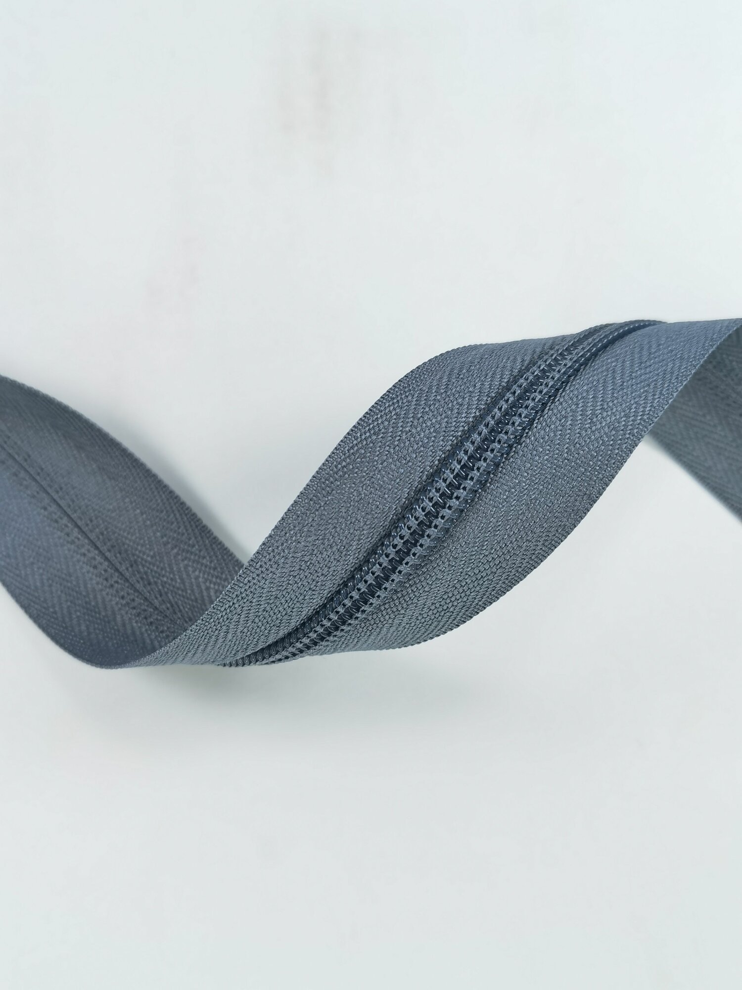 Молния рулонная тип 5, 20 метров, серый 319/ витая (спиральная)