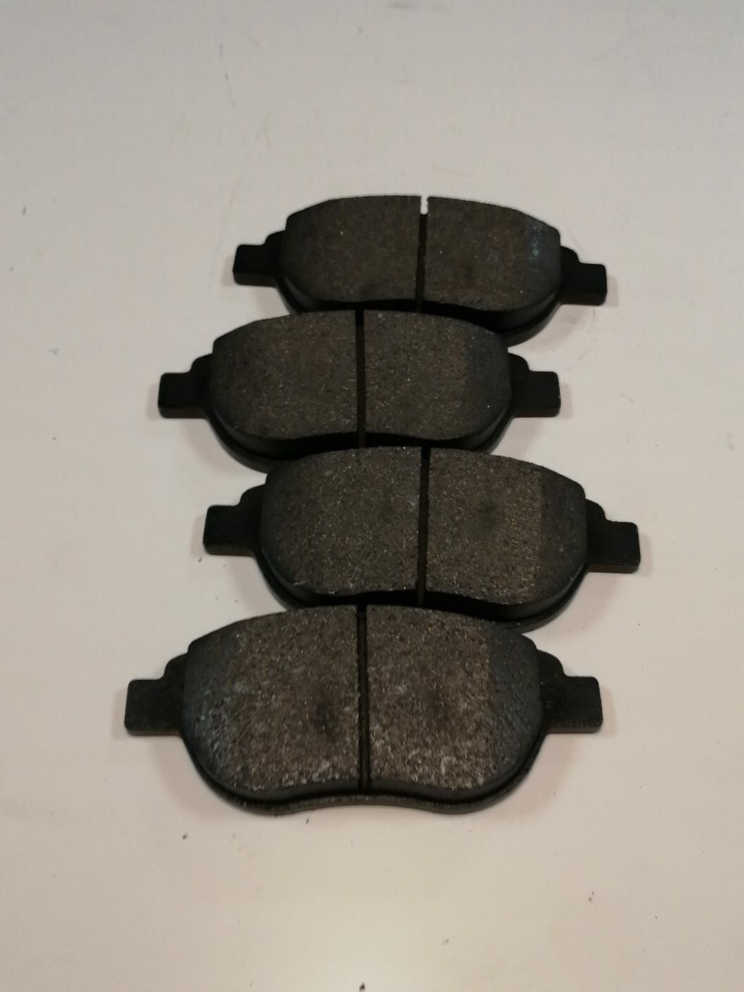Колодки передние AYWIPARTS Geely Emgrand EC7 [1.8 16V 5MT хетчбэк]