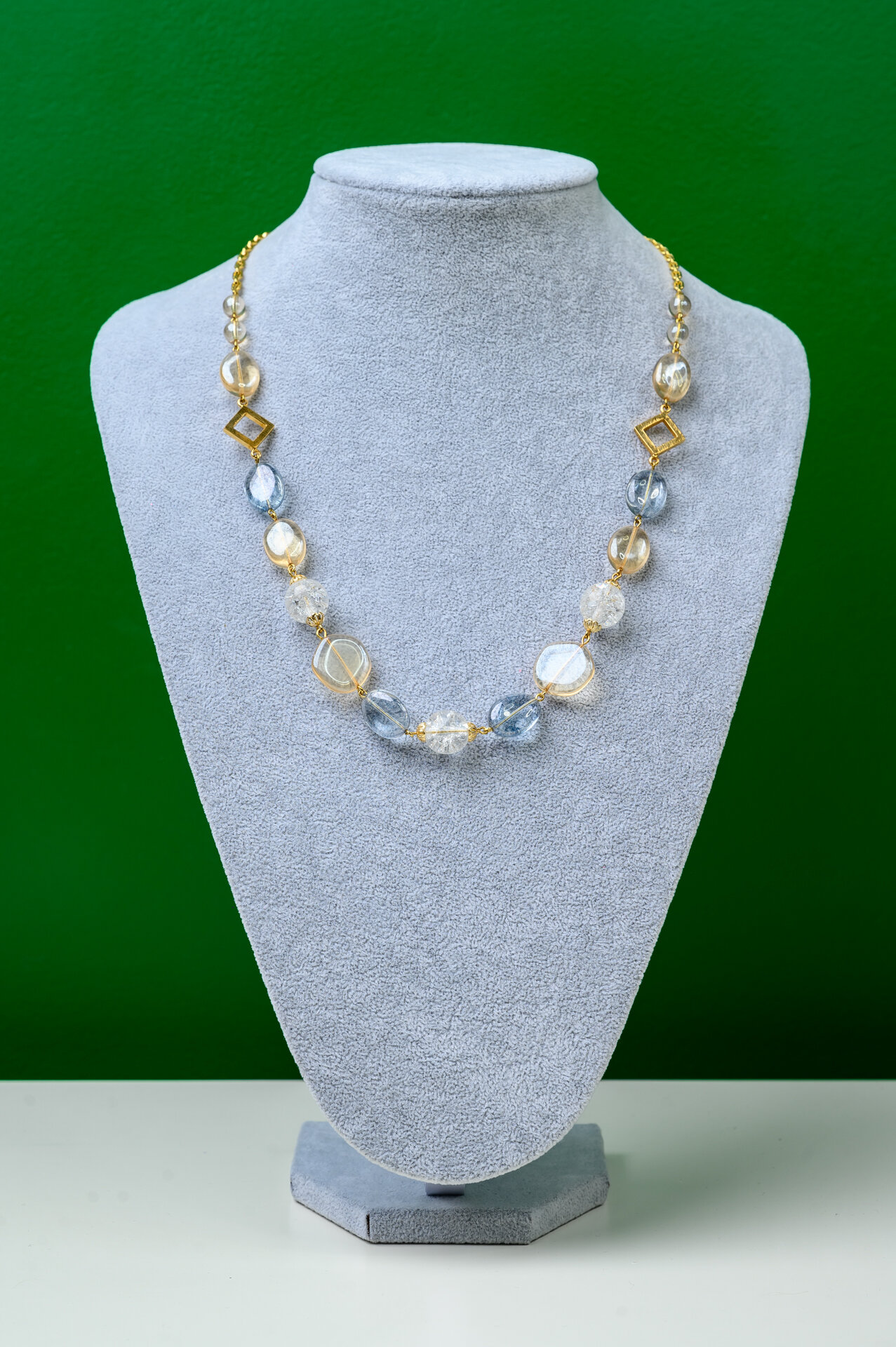 Бусы, хрусталь