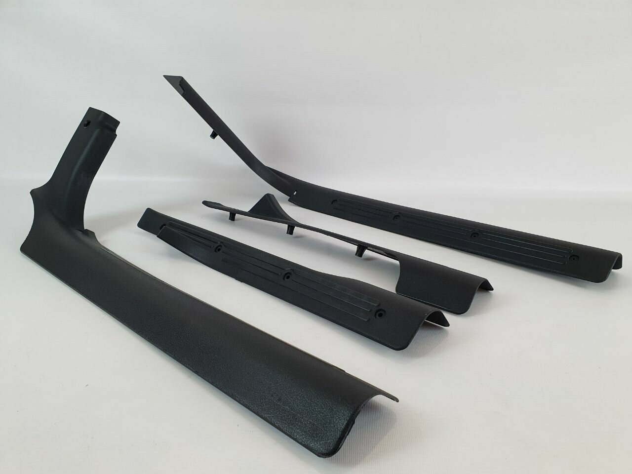 Облицовка порогов для 2190