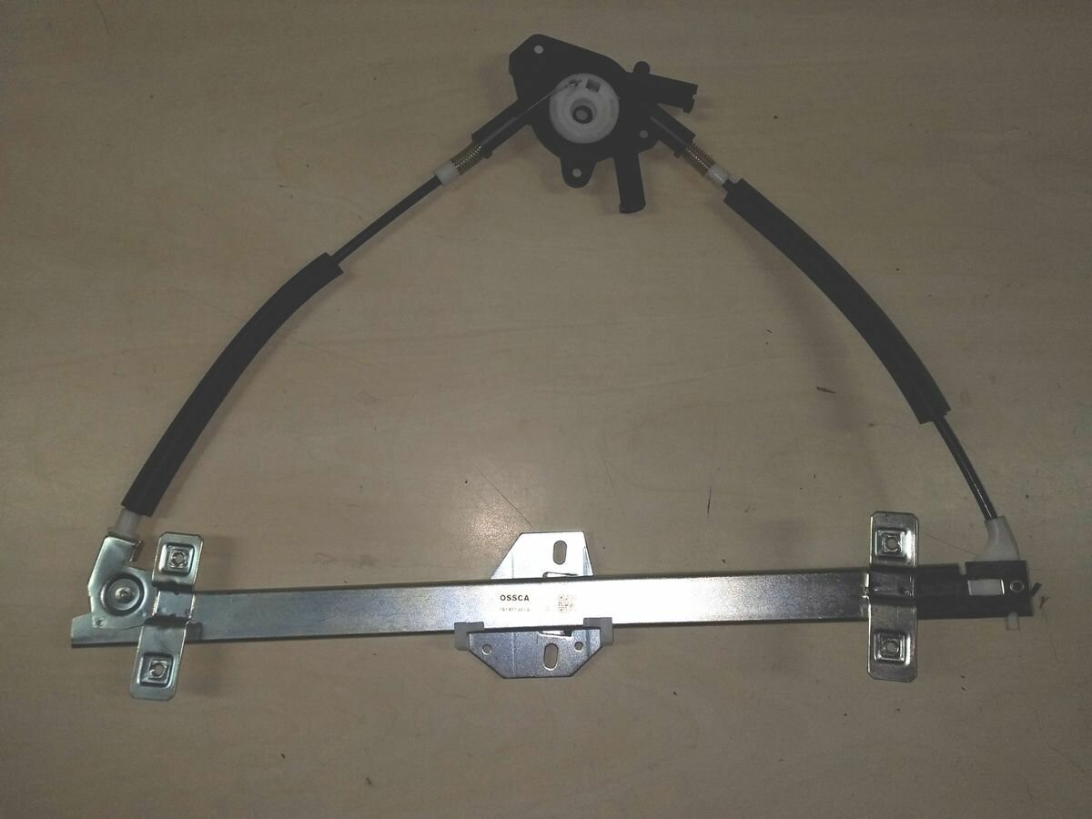 Стеклоподъемник передний левый Volkswagen Golf 2 03010