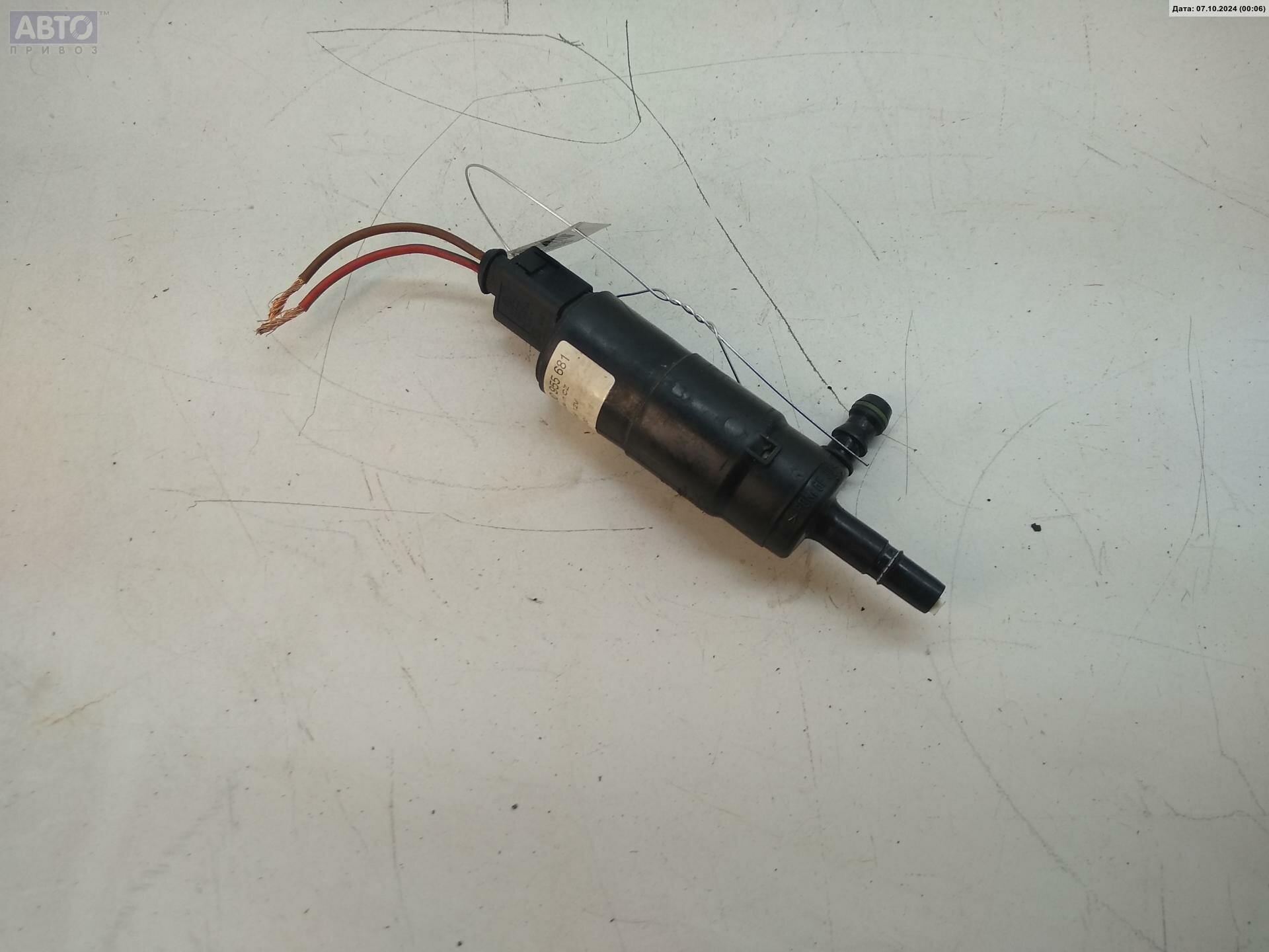 Насос (моторчик) омывателя фар Skoda Octavia mk1 (A4 1U) 1996-2010