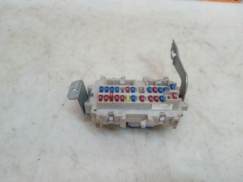 Б/У Инфинити FX35 S50 Блок предохранителей салонный Infiniti FX35 2007 S50 350266 NISSAN арт. 24350CL00A