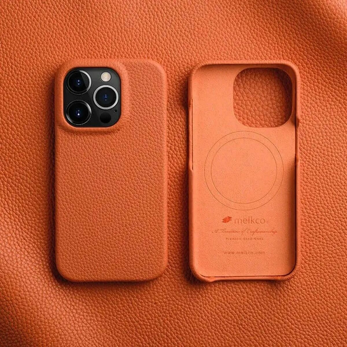 Кожаный чехол накладка Origin Regal Snap Cover для iPhone 15 Pro