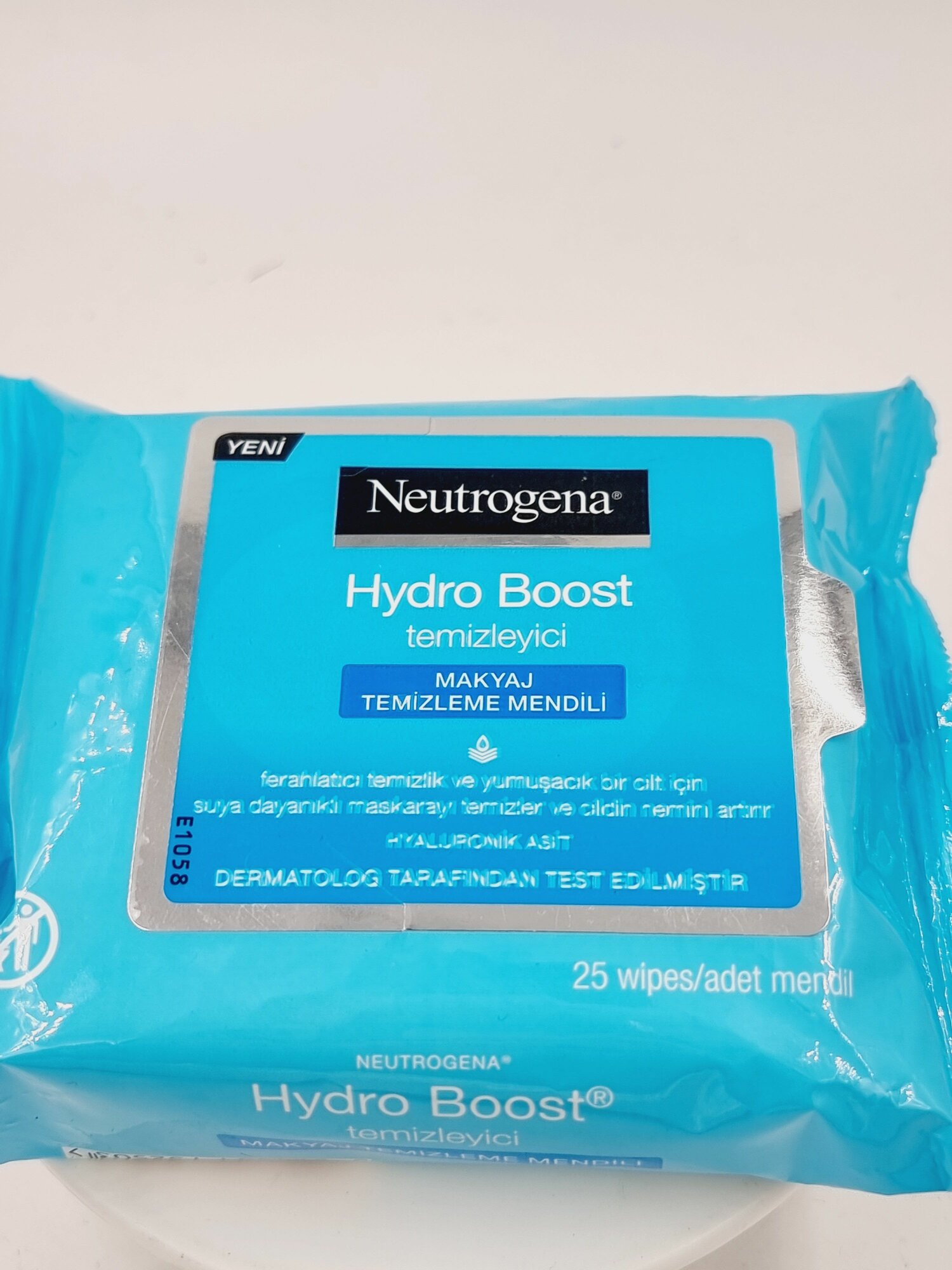Салфетки для снятия макияжа Neutrogena Hydro Boost 25 шт. ( Франция)