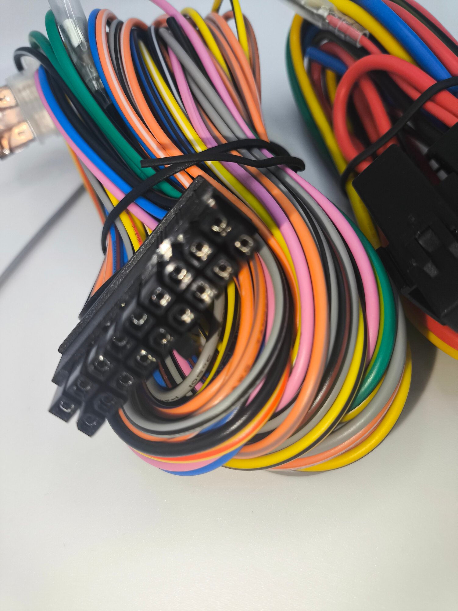 Комплект силовых проводов подходит для сигнализации Tomahawk 9010 9020 9030